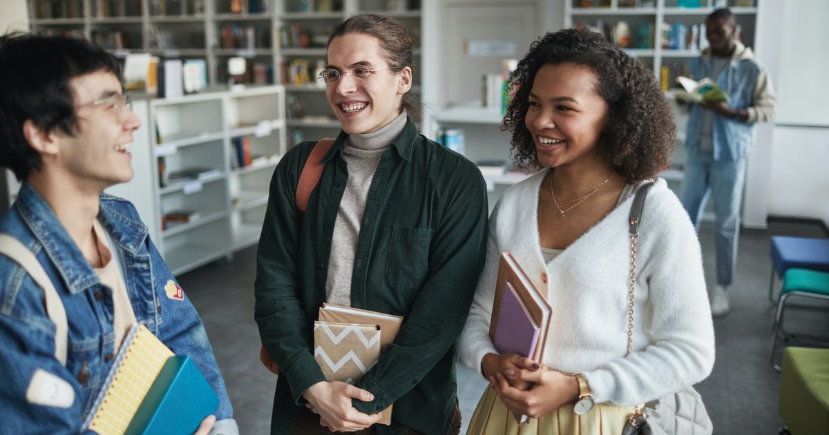 Creating a community book group in your area | National Literacy Trust